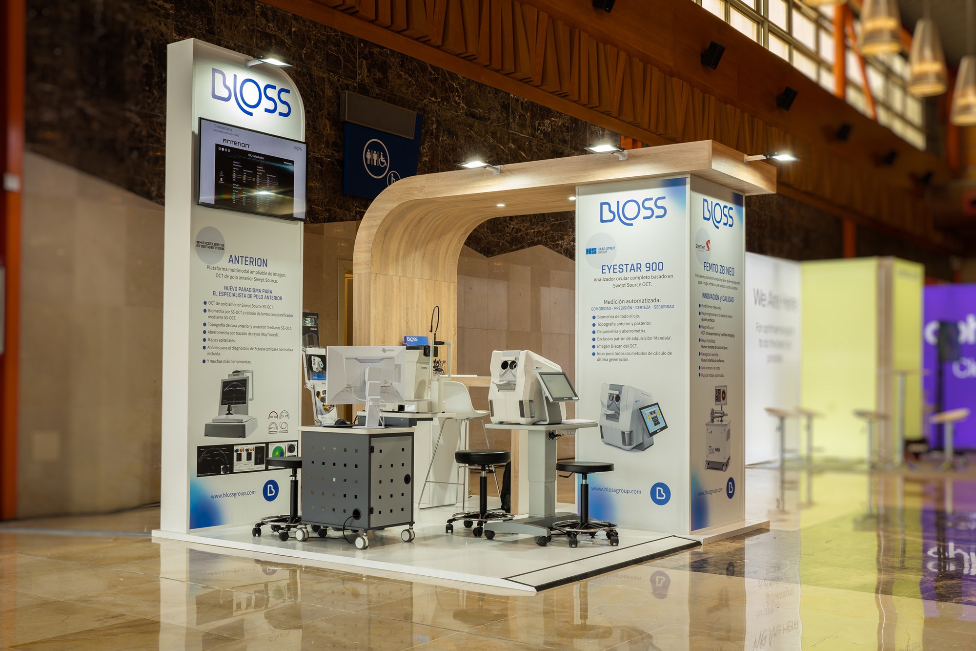 Stand de diseño congreso Málaga - SECOIR 2023 para BLOSS
